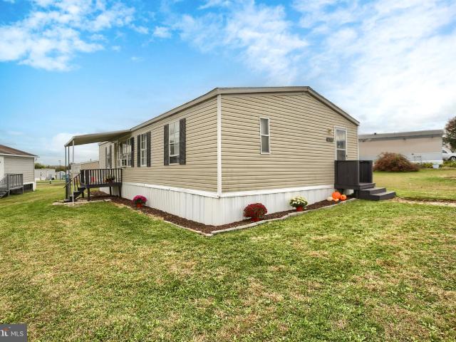 292 Dallas Dr, Grantville, PA 17028 | MLS #PADA2051 | Compass