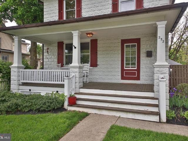 292 E Court Street