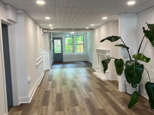292 Lark Street