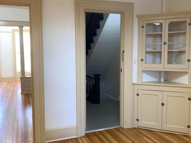 292 Lark Street