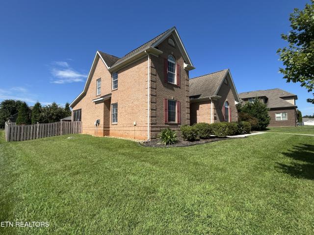 292 Leeward Way
