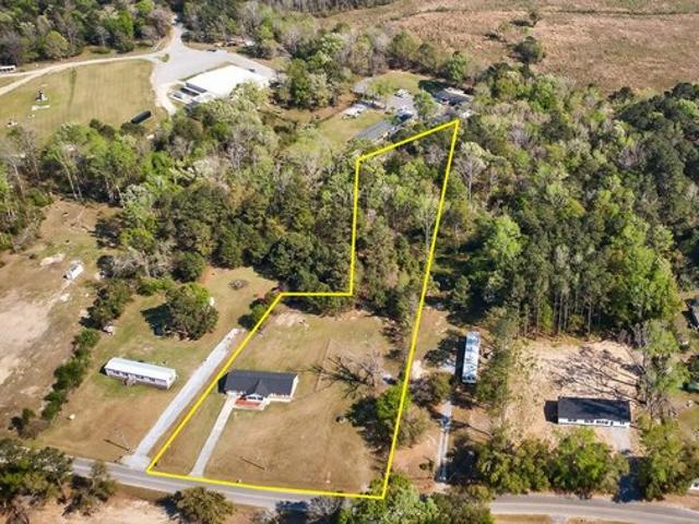 292 Mitton Rd, Moncks Corner, SC 29461