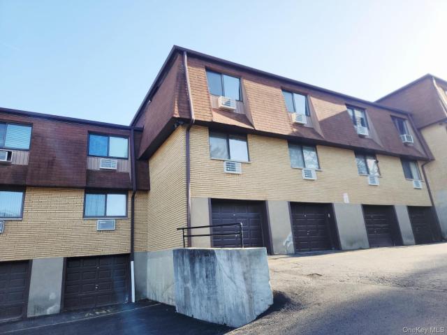 292 Richard Court 292
