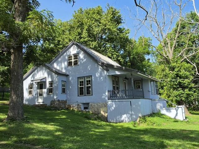 292 W South St, Hartville, MO 65667