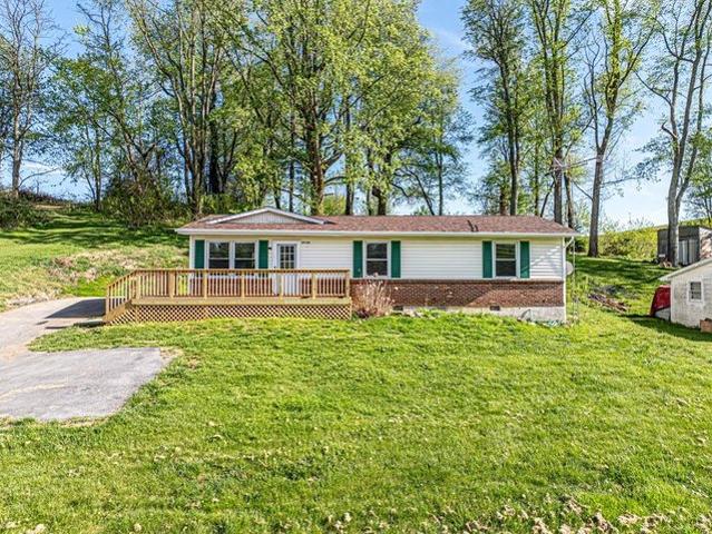 29344 Hillman Hwy, Meadowview, VA 24361