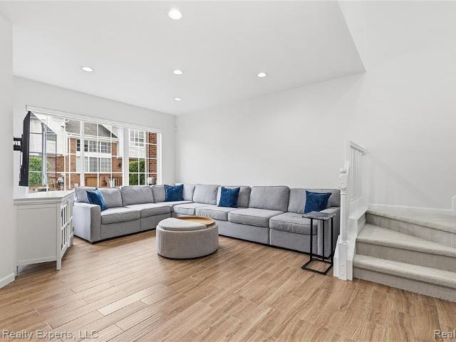 29348 Douglas Drive