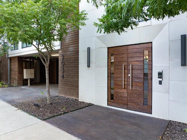 2934 N Hall St, Unit 302, Dallas, TX 75204 | MLS #21100 | Compass