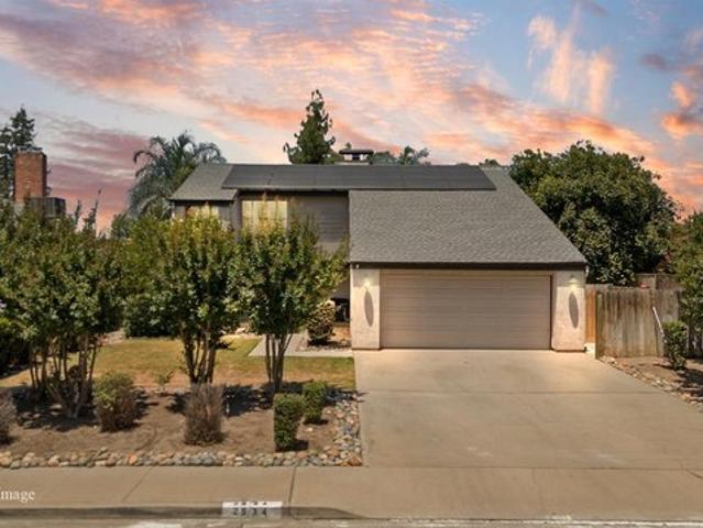 2934 W Cherry Ave, Visalia, CA 93277