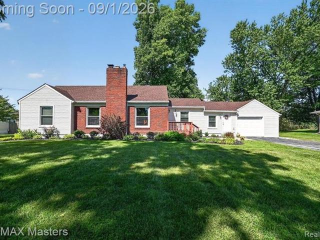 2935 N Monroe St, Frenchtown, MI 48162