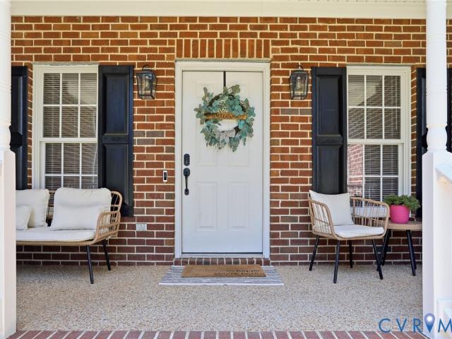 2935 Pineview Drive