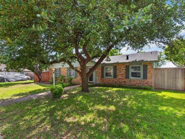 2935 Rolling Hills Drive