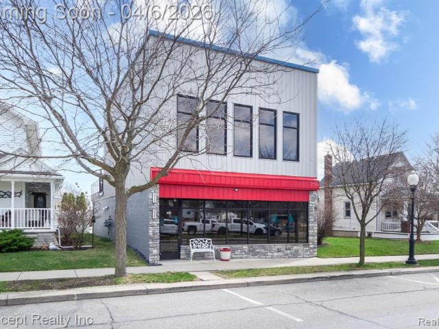 2935 W Jefferson Avenue
