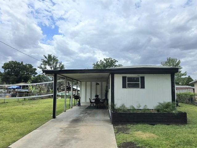 2936 N Palm Cir, Haines City, FL 33844