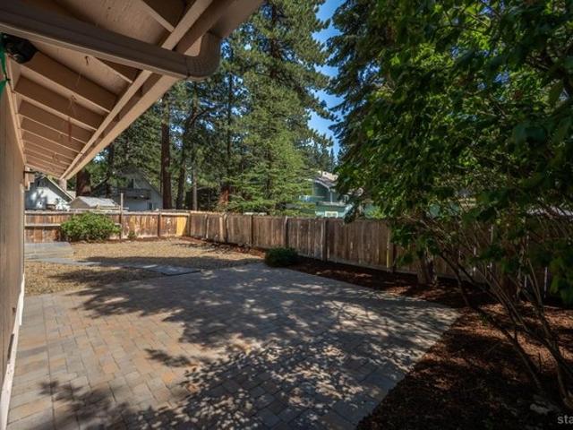 2936 Pinewood Dr, South Lake Tahoe, CA 96150