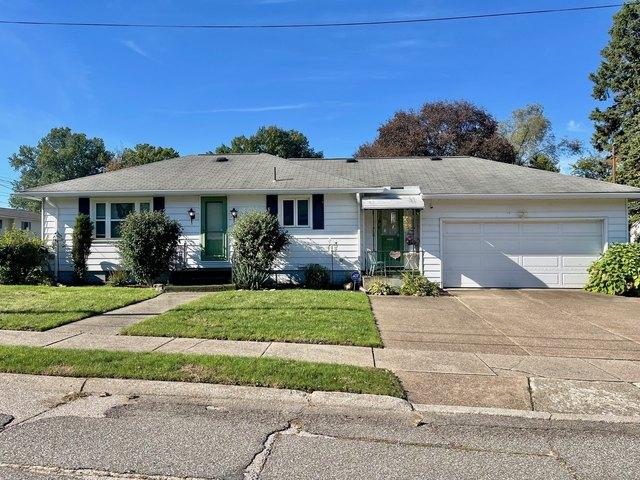 2936 Rudolph Ave, Erie, PA 16508