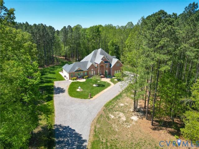 2936 Royal Virginia Court