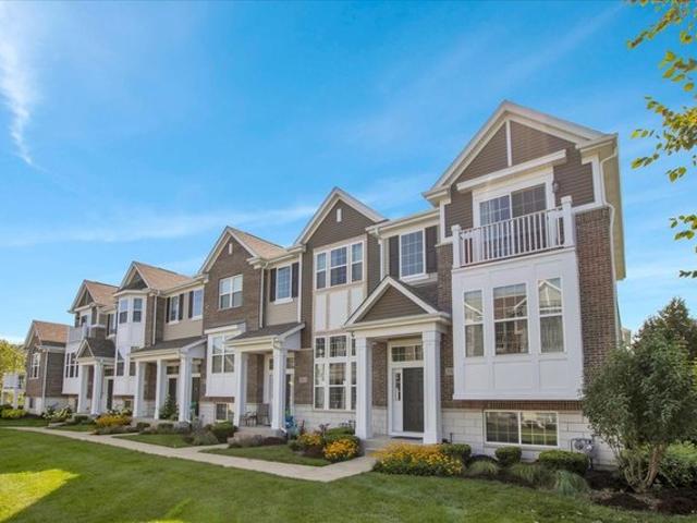 2937 Madison Dr, Naperville, IL 60564