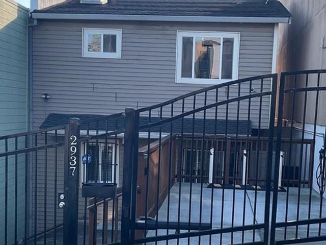2937 Griffith St, San Francisco, CA 94124