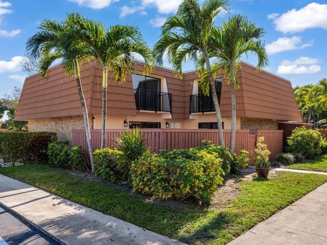 2937 SW 11th Pl N, Deerfield Beach, FL 33442