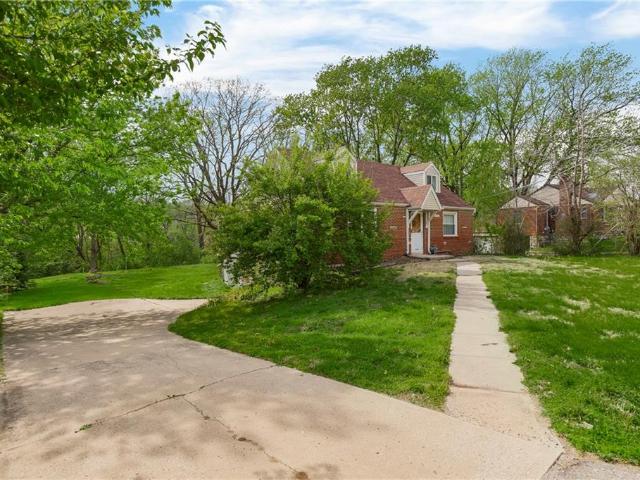 2938 N 70 Ter, Kansas City, KS 66109 | MLS #2613 | Compass