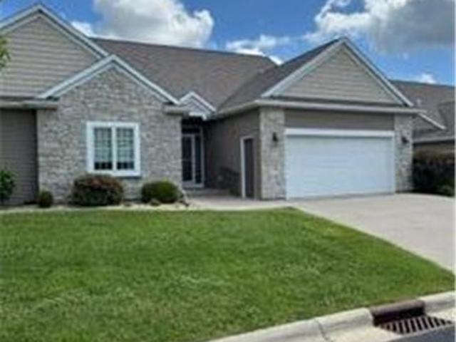 2938 Ivory Rd NE, Rochester, MN 55906
