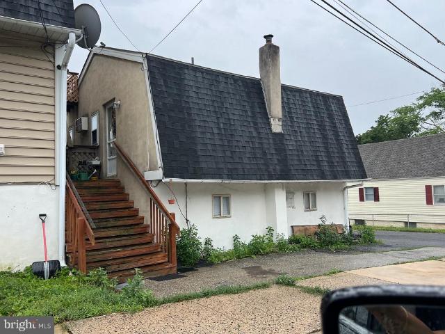 2938 Ridge Pike