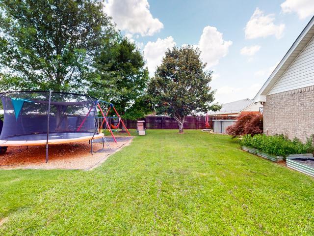 2938 Ridgewood Dr