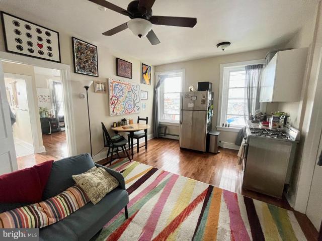 2938 W Oxford Street # 2R