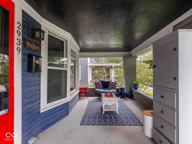 2939 N Talbott Street