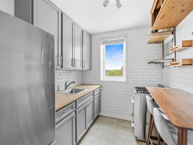 2939 Avenue Y # 5G