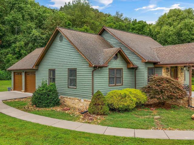 2939 Deep River Drive