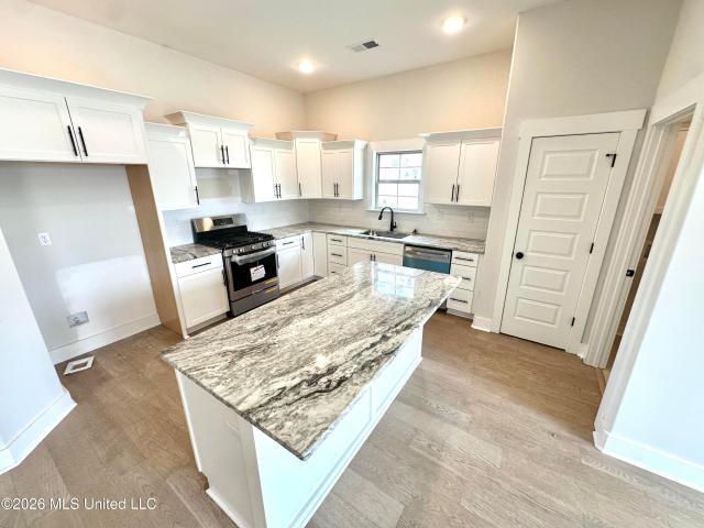 2939 Eden Lane