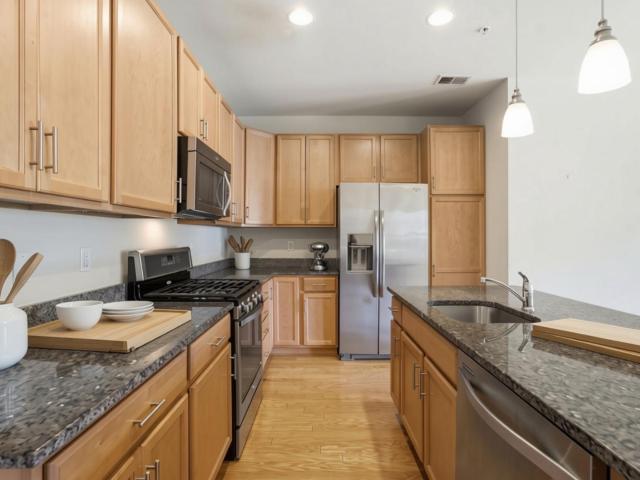 2939 Finsbury Place # 103