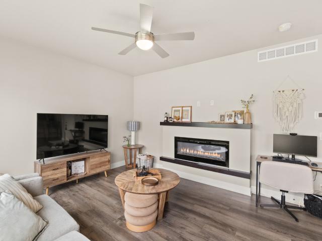 2939 Kestrel Street