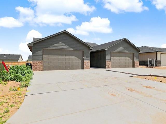 2939 S Cedar Crest Ct # 100, Wichita, KS 67235