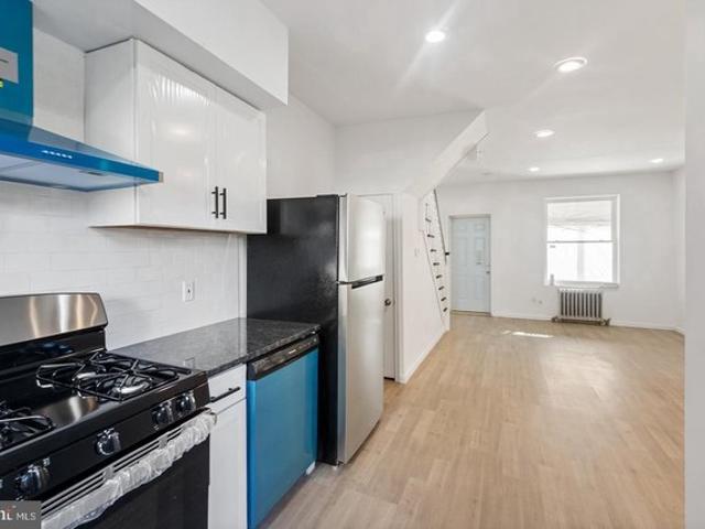 2930 N Bailey St, Philadelphia, PA 19132