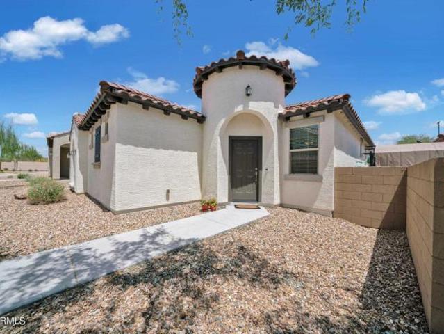 2930 N Raven, Mesa, AZ 85207