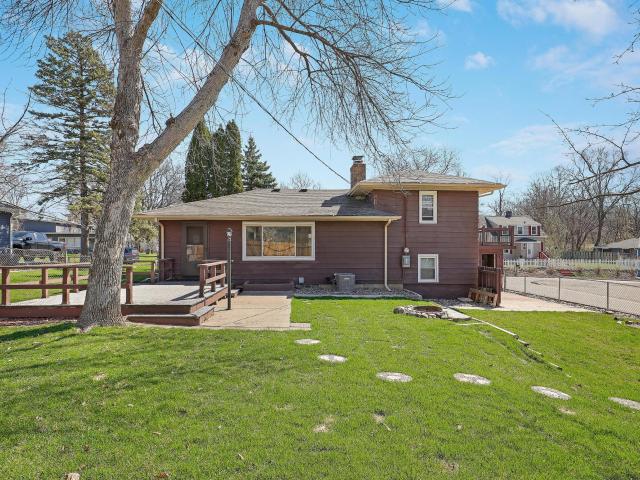 2930 Bay St, Minnetonka, MN 55391 | MLS #7017 | Compass
