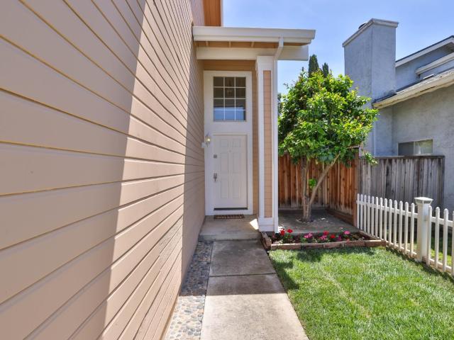 2930 Vista Creek Drive