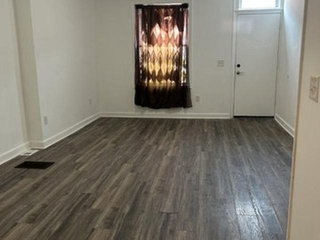 2930 W Arizona St, Philadelphia, PA 19132