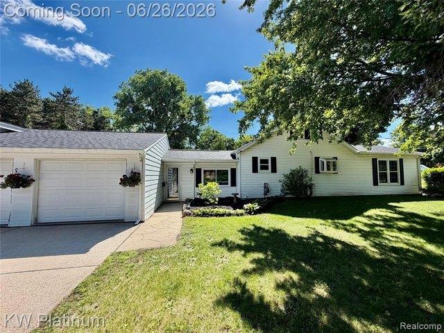 2930 W Water St, Port Huron, MI 48060