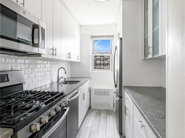 2930 West 5th Street # 21F