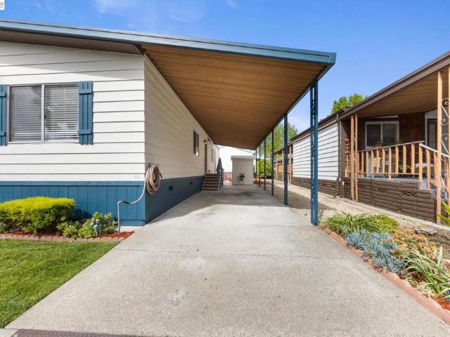 29315 Harpoon Way