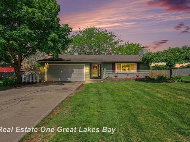 2931 Krueger Pl, Saginaw, MI 48603