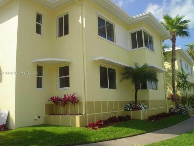 2931 Sheridan Ave #11 Miami Beach, FL 33140