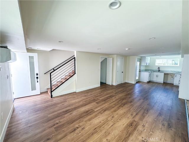2931 1/2 S Redondo Boulevard