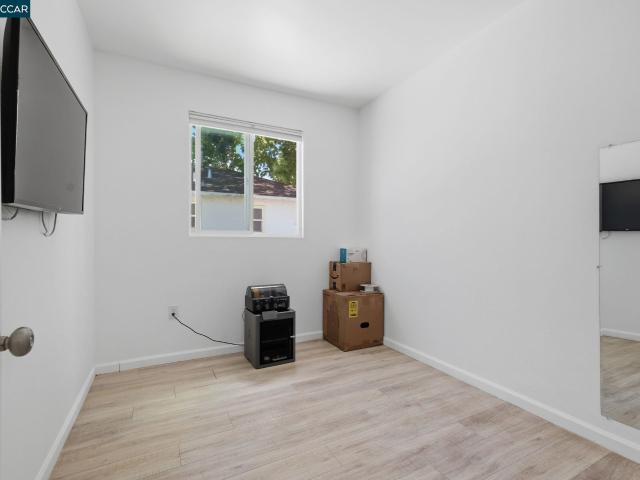 2932 Clayton Rd