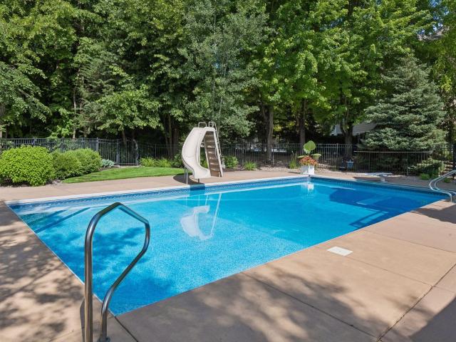 2932 Fairway Drive