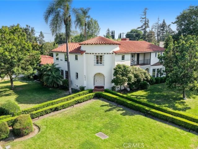 2932 Gainsborough Drive