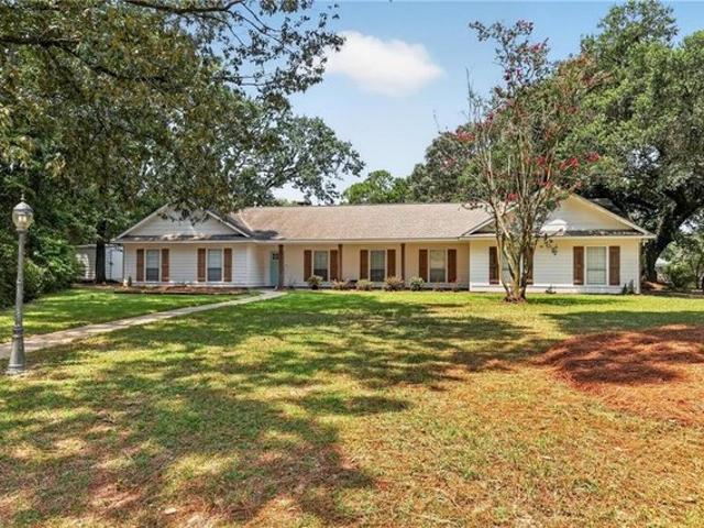 2932 Squire Ln, Mobile, AL 36695